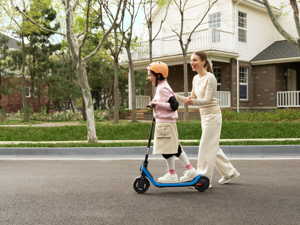 C2 Lite Segway Electric KickScooter (Blue) – Segway Australia